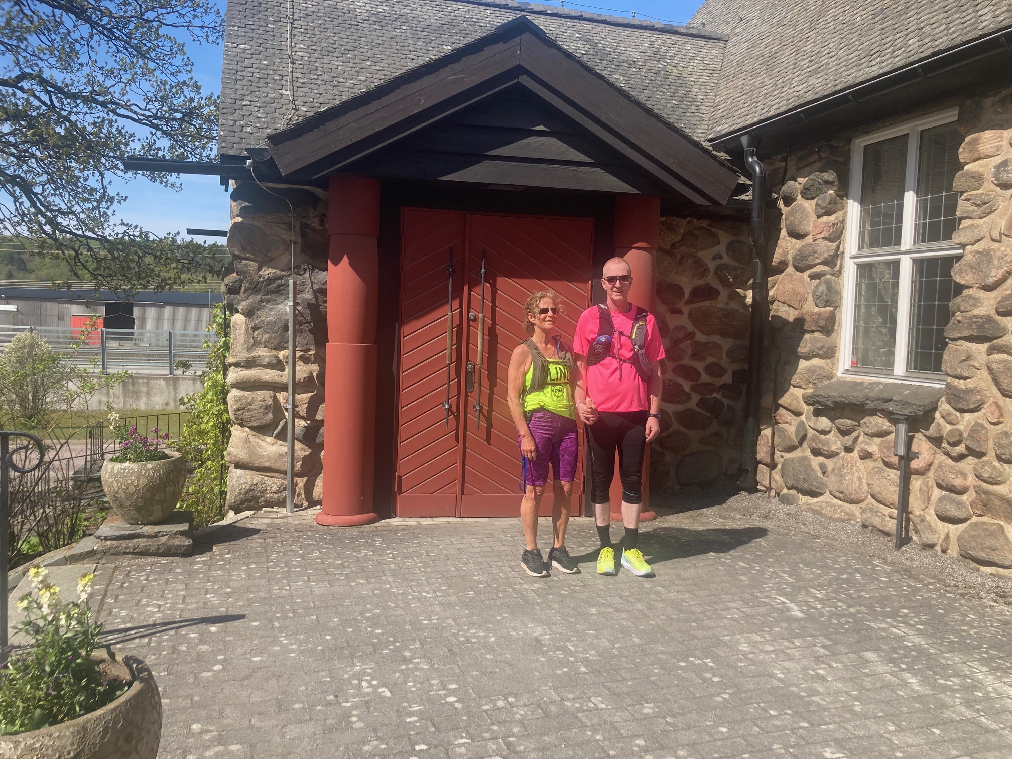 10 maj Surte kyrka – Nanyoung AB